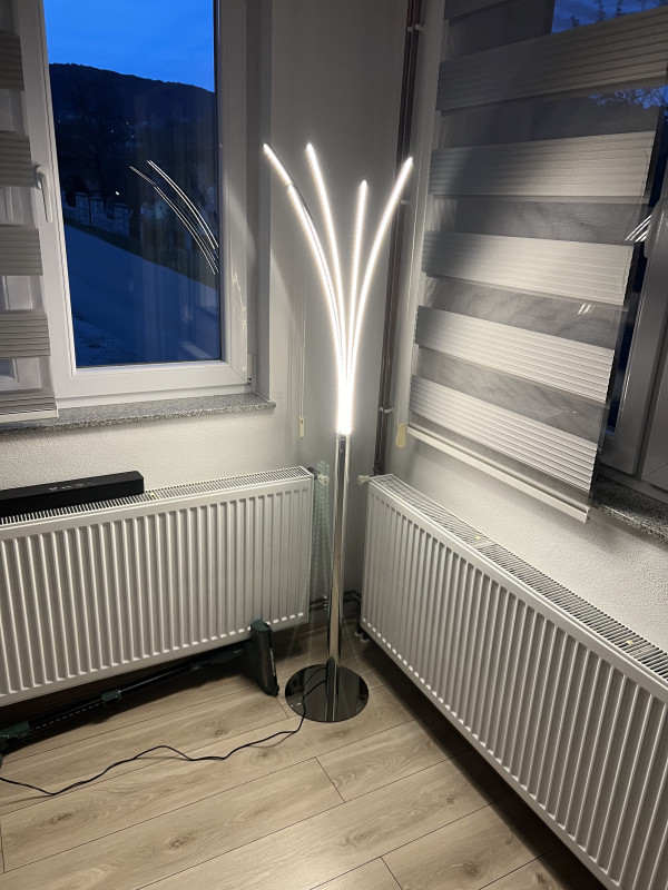 Sobna lampa - Podne lampe - OLX.ba