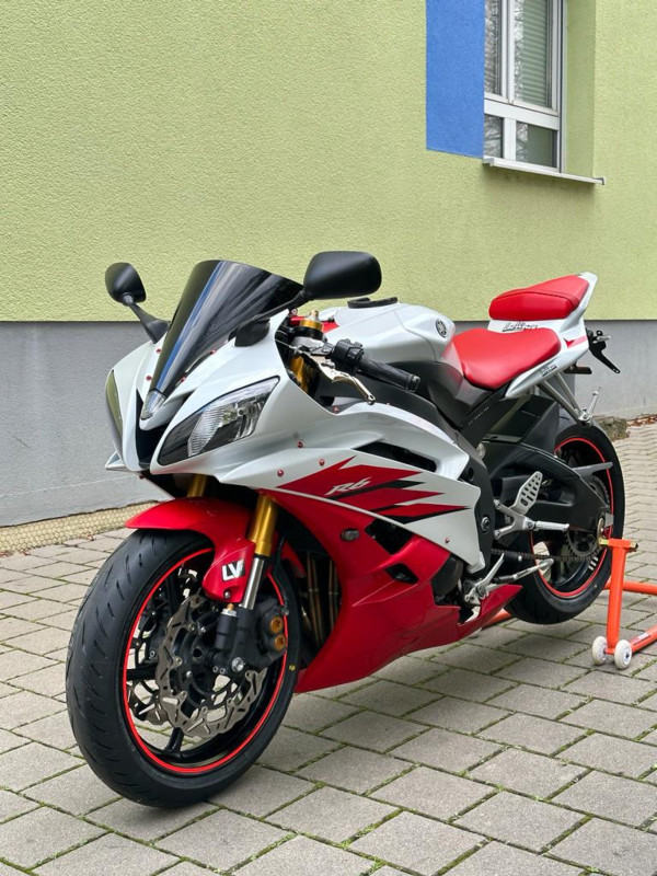 Yamaha r6 RJ11 2006 - Motocikli - OLX.ba