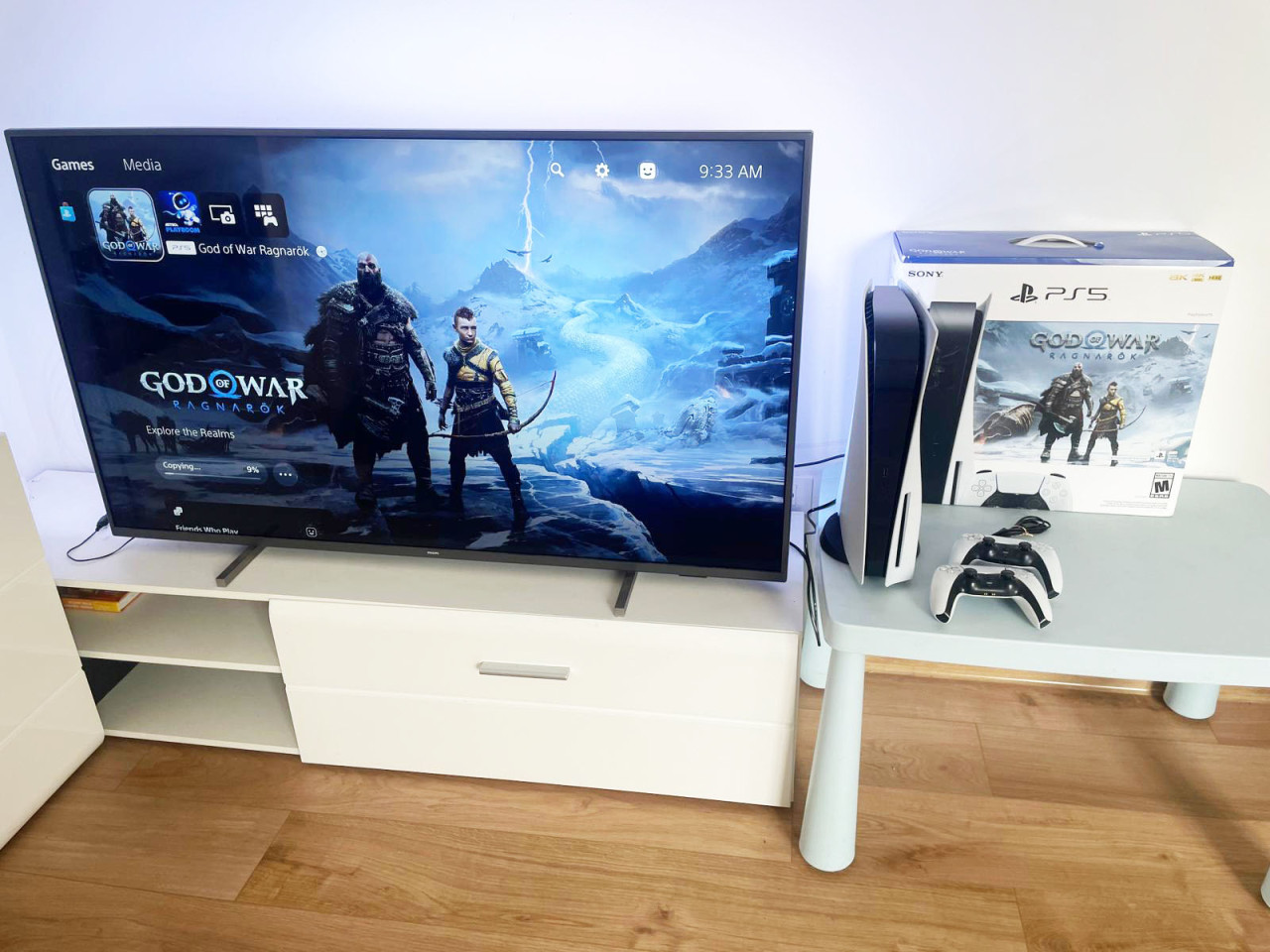 Sony PS5 / PlayStation 5 Konzola - 2 kontrolera Novo - Konzole - OLX.ba