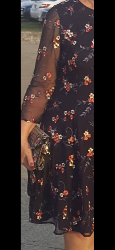 Haljina sa vezenom cipkom . MONSOON - Haljine - OLX.ba