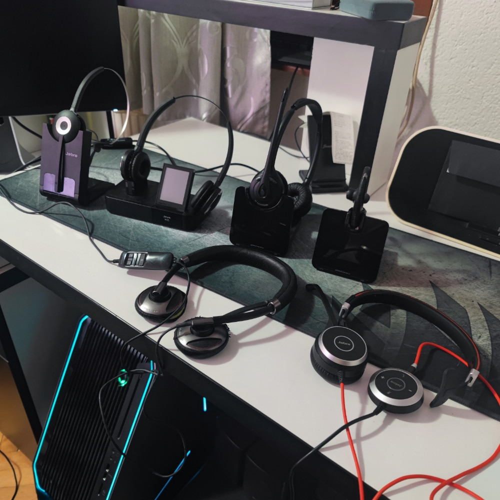 Jabra - Plantronics: vrhunske slusalice za call centre - Slušalice - OLX.ba