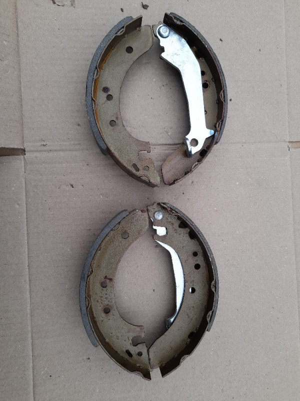 Pakne obloge kocnice rucna auto prikolice - Pakne za automobile - OLX.ba