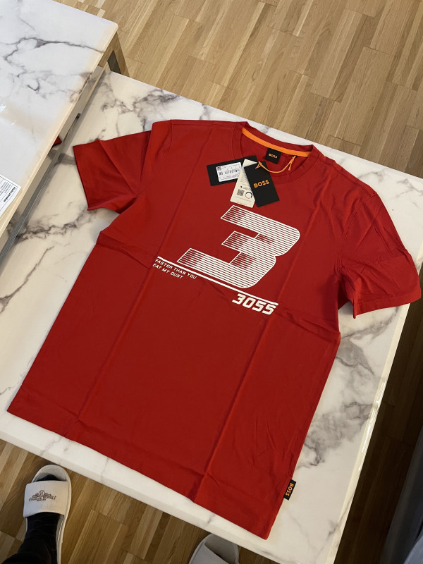 *HUGO BOSS* Majica (muska) vl.M i L - Majice i košulje za muškarce - OLX.ba