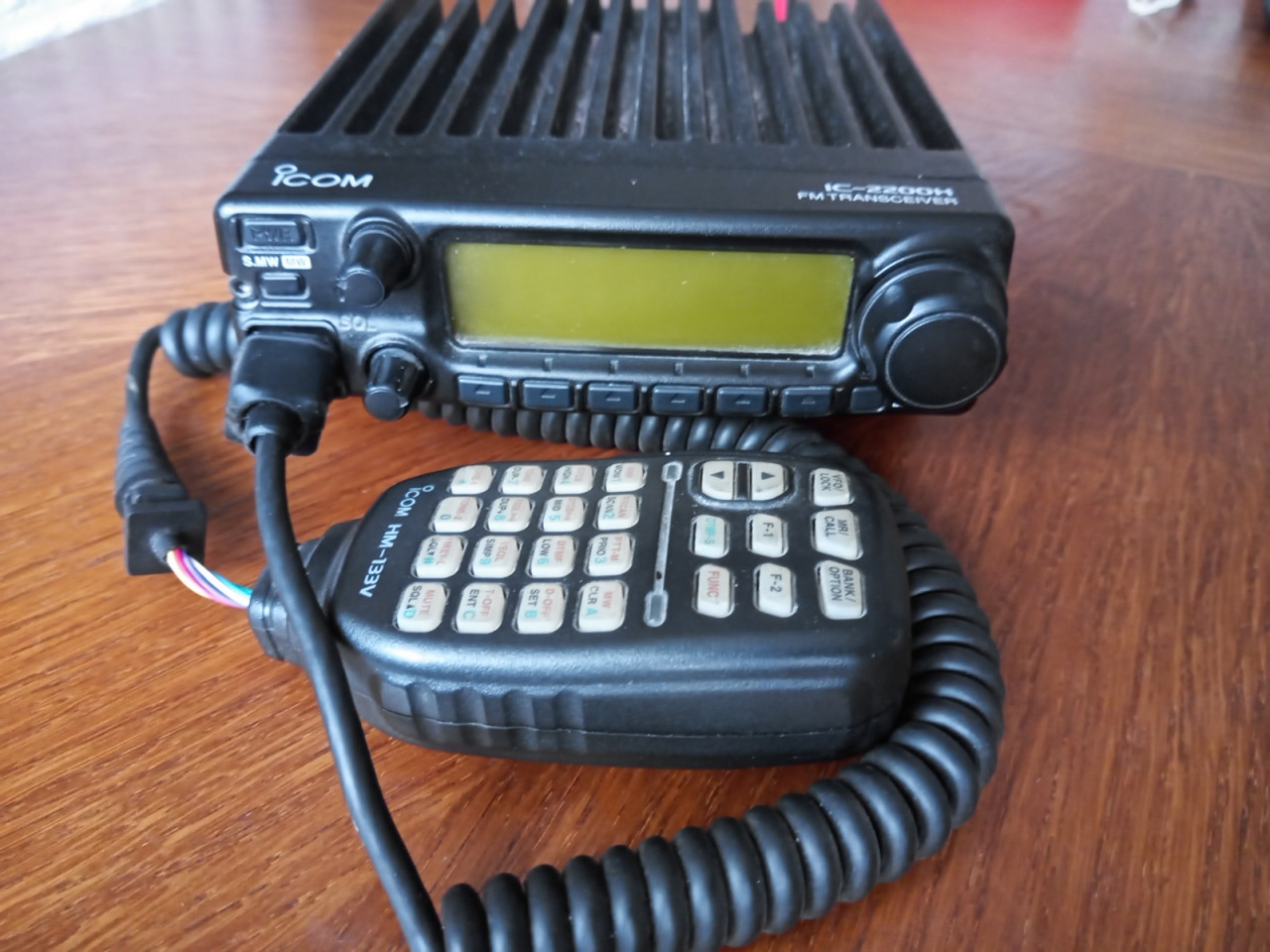 ICOM IC-2200H VHF 144-146MHz - Radio amaterski uređaji i oprema - OLX.ba