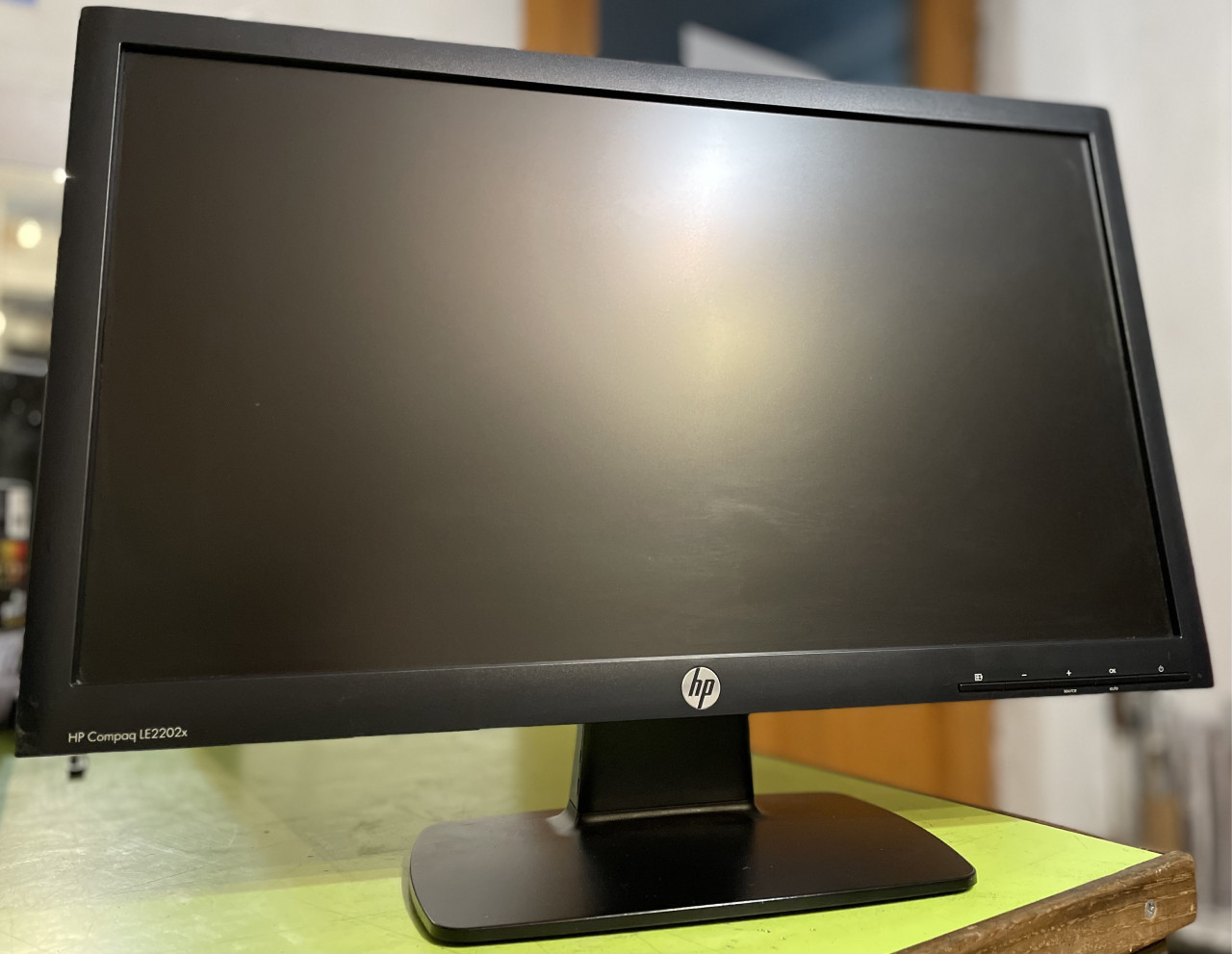 Monitor HP LE2202x - Monitori - OLX.ba
