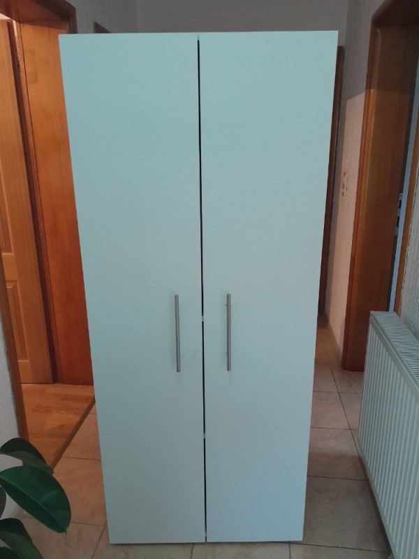 Ormari i komode - Komode/Vitrine - OLX.ba