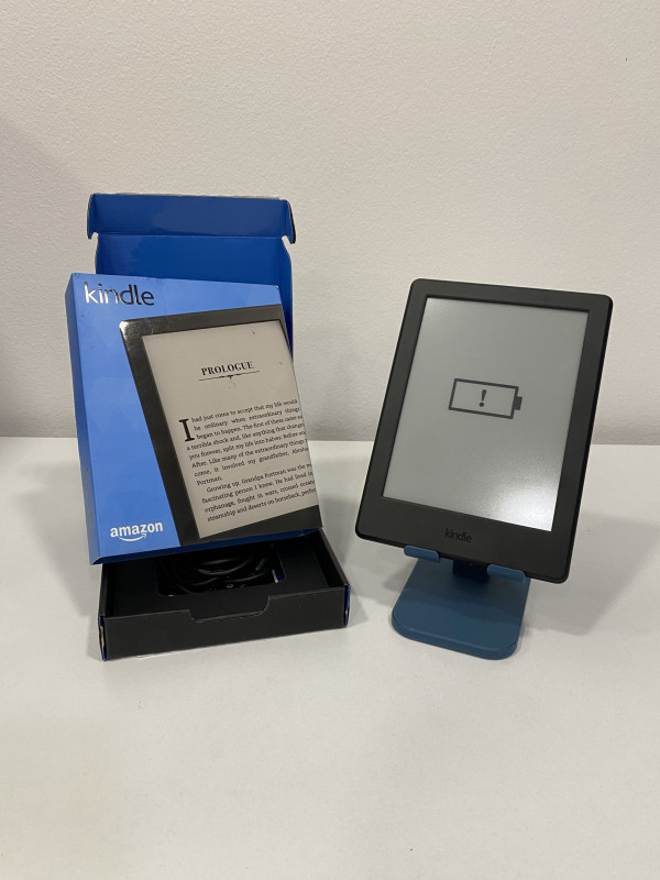 NOVO Amazon Kindle (8th Gen), 6" Display, 4 GB, Wi-Fi (Black) - eBook ...