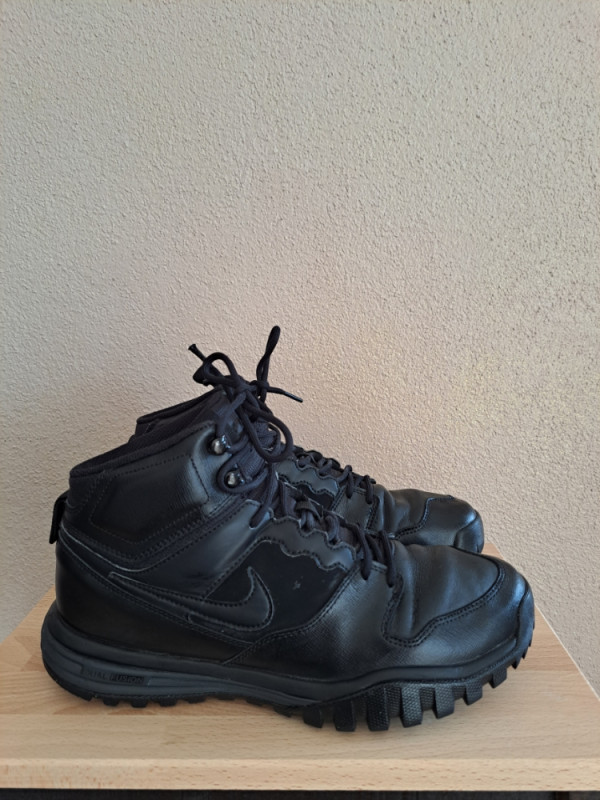 Prodajem patike (gojzerice)Nike broj 42 - Tene/Patike za muškarce - OLX.ba