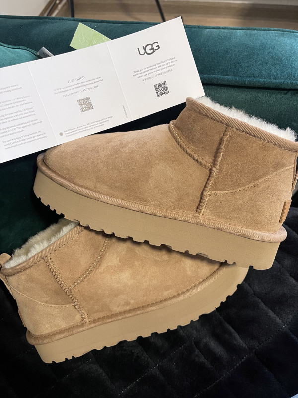 Ugg platform 3 cm 38 broj - Čizme za žene - OLX.ba