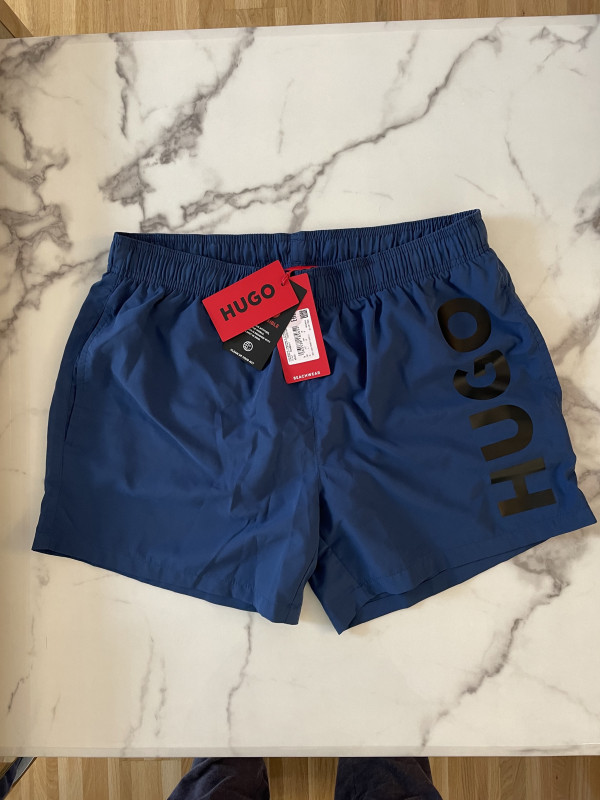 *HUGO BOSS* Sorc vl.M i L - Šorcevi za muškarce - OLX.ba