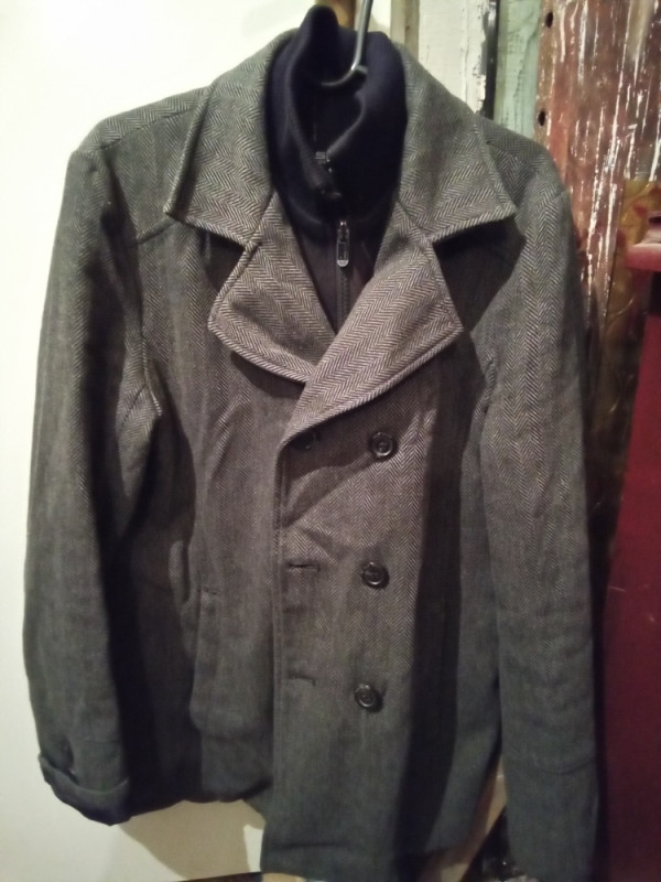 Muski kratki kaput - Jakne kaputi i mantili - OLX.ba