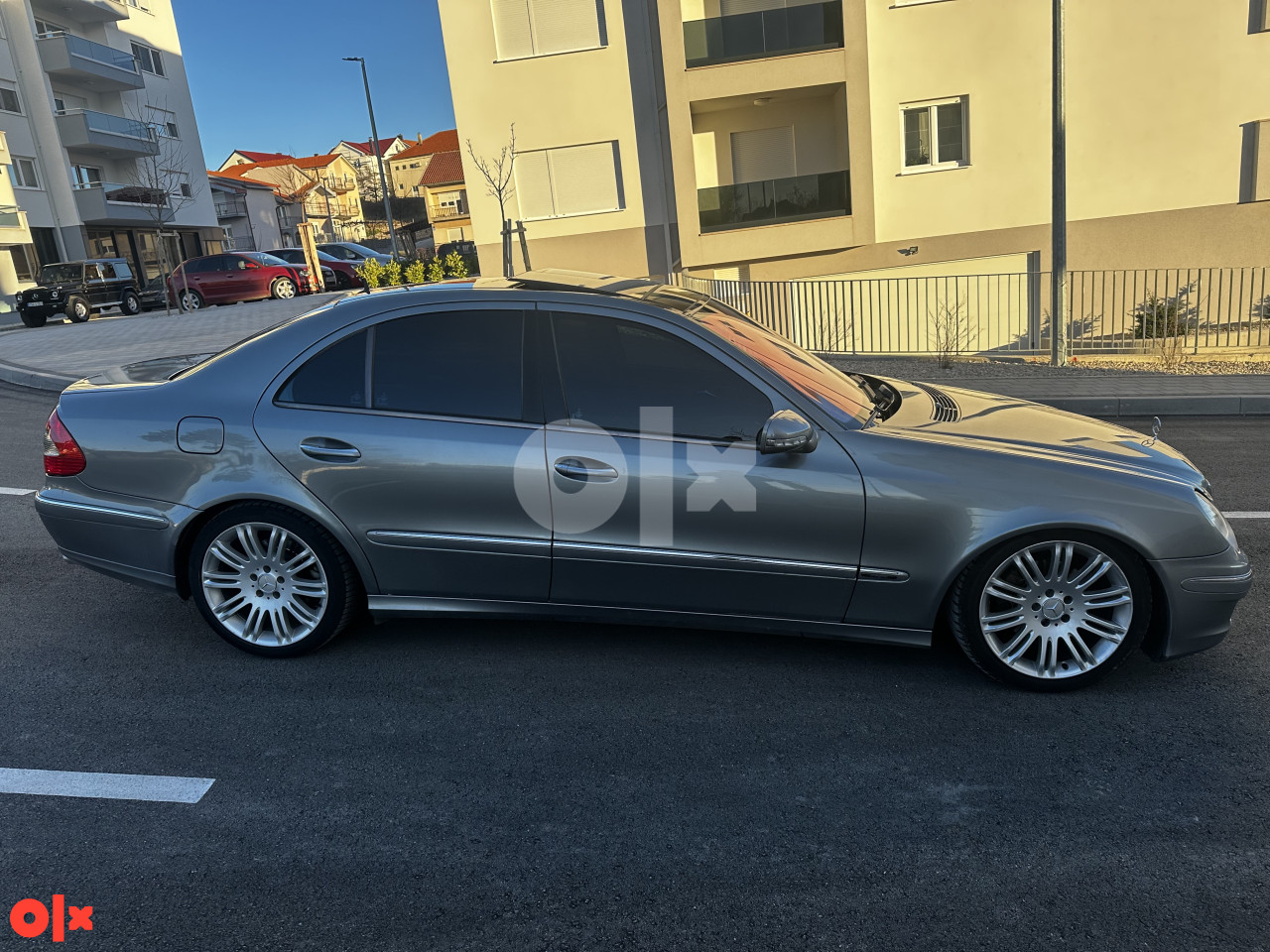 Mercedes Benz W211 E280 4Matic ( Avantgard Sportpaket ) - Automobili ...