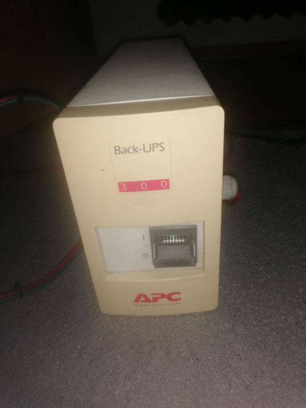 APC Back-UPS,300VA, 230V UPS (uređaj za napajanje) - UPS - OLX.ba