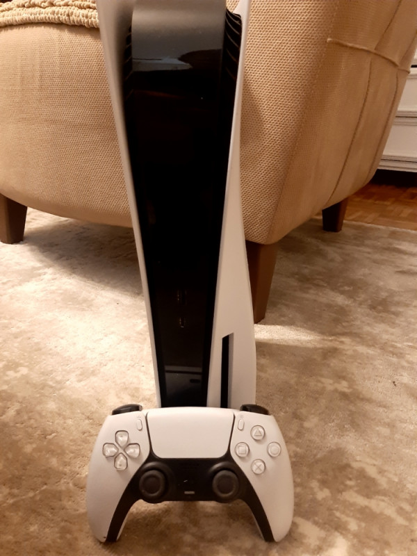 PlayStation 5 PS5 Disk Verzija - KAO NOV- AKCIJAI! - Konzole - OLX.ba