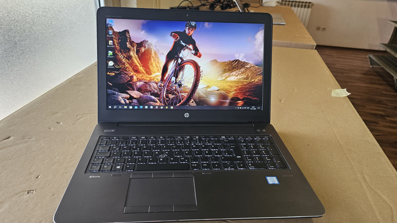 Laptop HP ZBook 15 G3 i7 6820HQ 16GB 512GB SSD M2200 4GB DDR5 - Laptopi ...