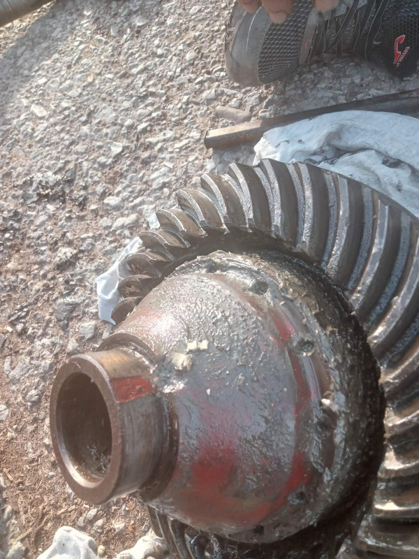 IMT 577 dw diferencijal prednje vuce - Ostali dijelovi za traktore ...