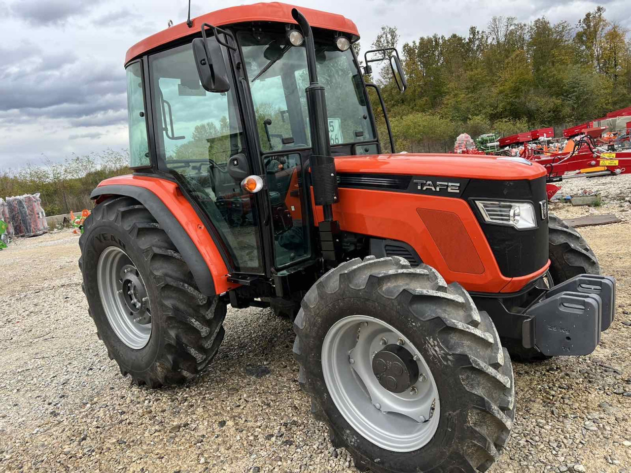 Traktor Tafe 8515 4WD sa kabinom - Traktori - OLX.ba