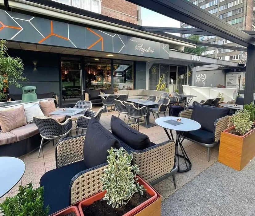 PODMETACI, SJEDALICA I STOLICARKE ZA UGOSTITELJTVO I KUCU - Namještaj ...