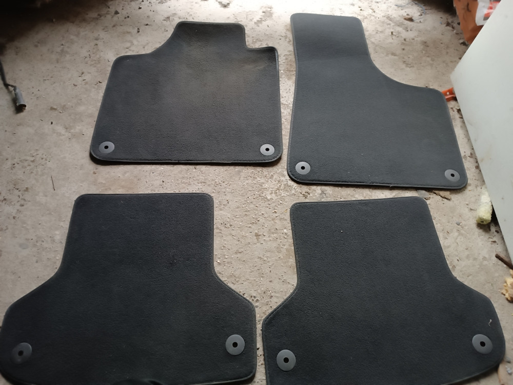 Patosnice podmetači platneni orginalni Audi a3 - Patosnice/Podmetači za ...