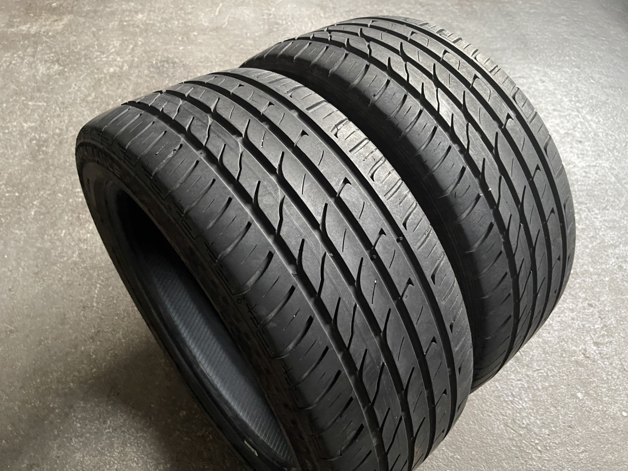 Gume ljetne Semperit 225/45/R17 Performance 225 45 17 - Gume - OLX.ba