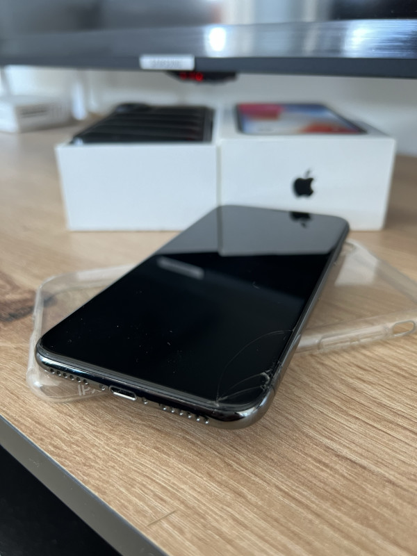 Apple iPhone X 64GB - Mobiteli - OLX.ba