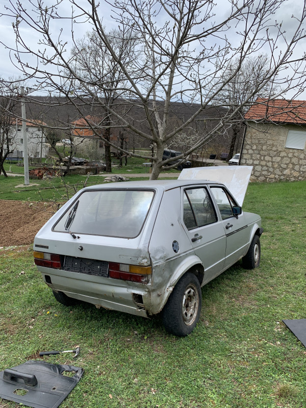 Golf 1 kec dijelovi - Automobili u dijelovima - OLX.ba