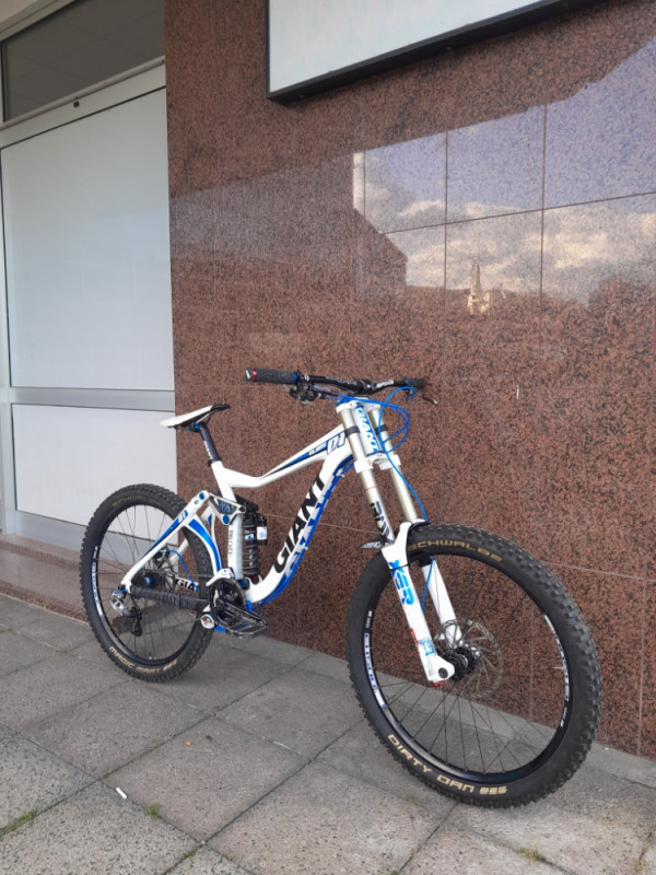 Giant Glory 01 downhill bicikl ( enduro freeride dirt ) - Bicikli - OLX.ba