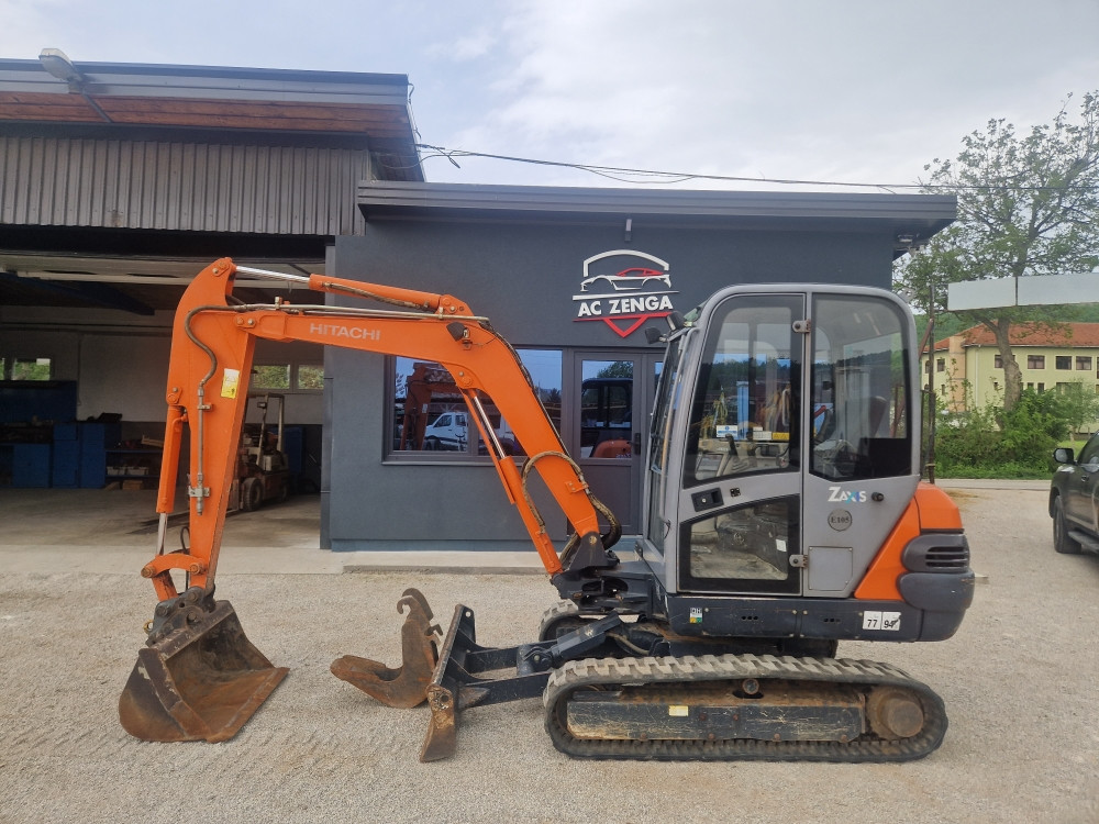 Mini bager Hitachi Zaxis ZX30 CLR - Bageri - OLX.ba