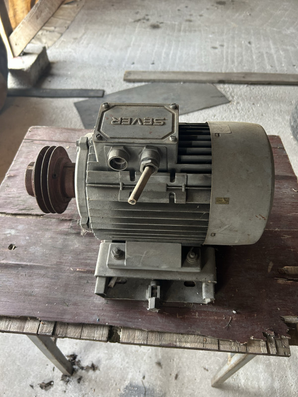 Elektromotor Sever 4Kw - Elektromotori i agregati - OLX.ba