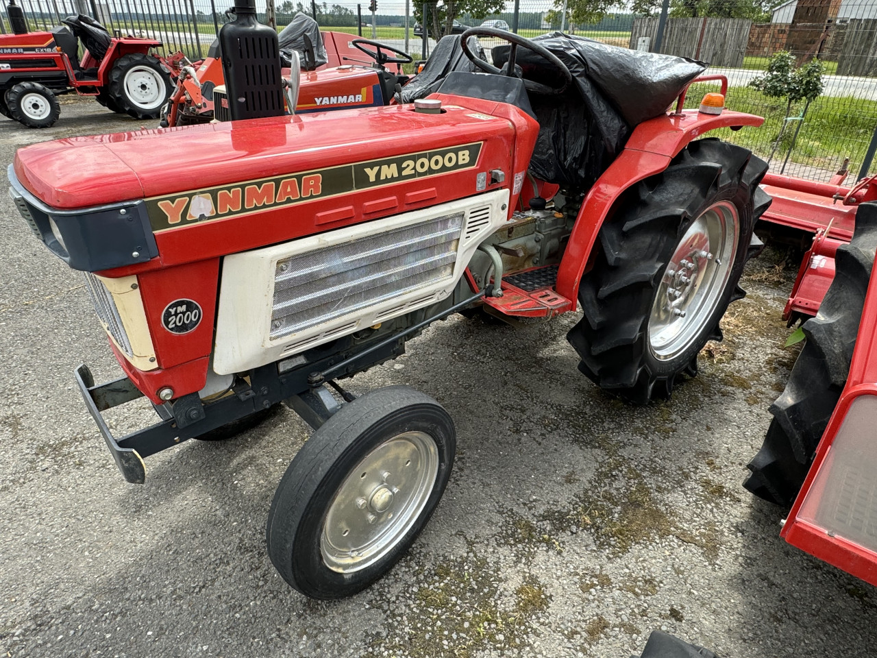 Traktor Yanmar YM2000 - Traktori - OLX.ba