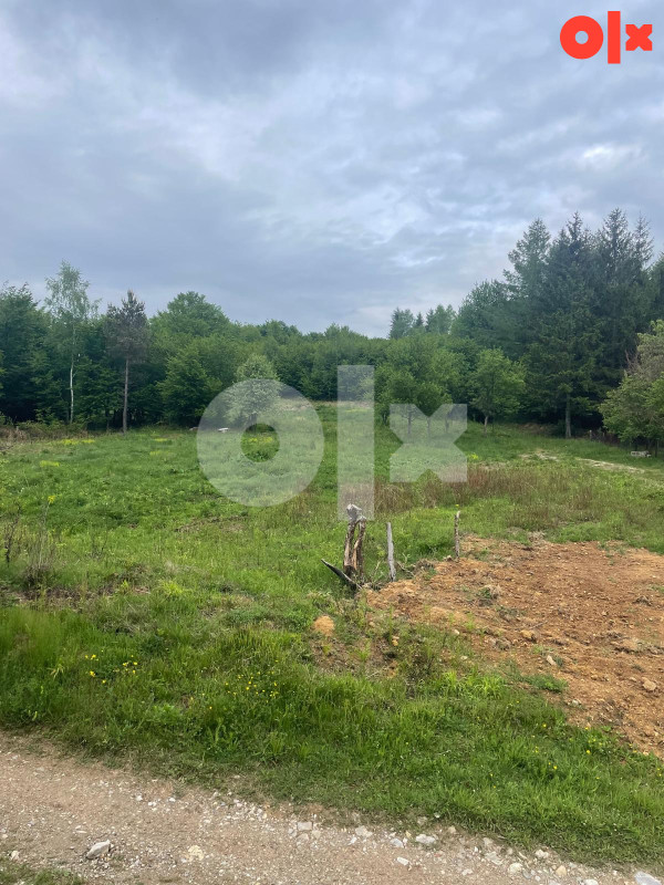 Zemljište u blizini Tarčina- 112 dunuma - Zemljišta - OLX.ba