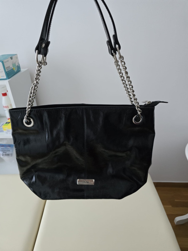 Ženska torba Mona orginal - Torbe i ruksaci za žene - OLX.ba