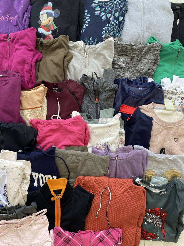 Zenske dukserice majice polovna odjeca polovna roba - Džemperi i ...