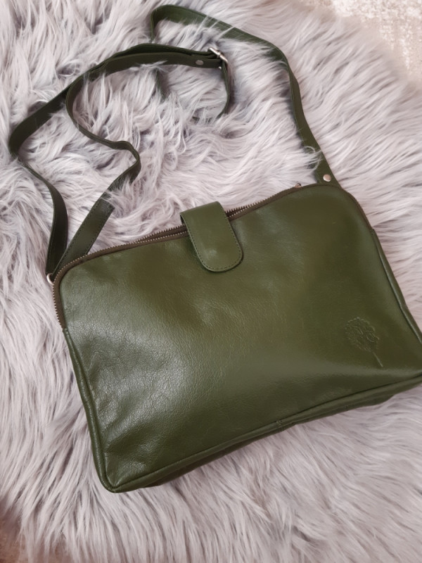 Torba ženska 100% KOŽA - Torbe i ruksaci za žene - OLX.ba