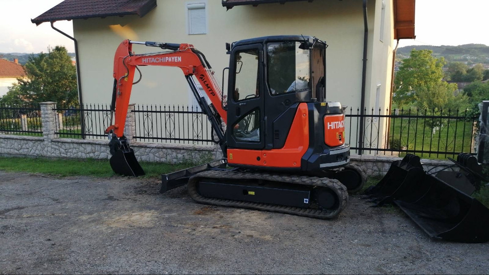 Mini bager Hitachi ZX55u-5a 5t minibager - Bageri - OLX.ba