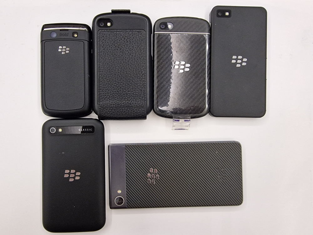 BLACKBERRY MOBITELI - Mobiteli - OLX.ba