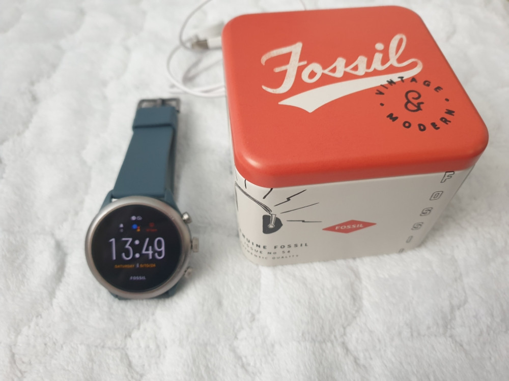 FOSSIL Smartwatch Sport DW9F2 - Smartwatch (pametni satovi) - OLX.ba