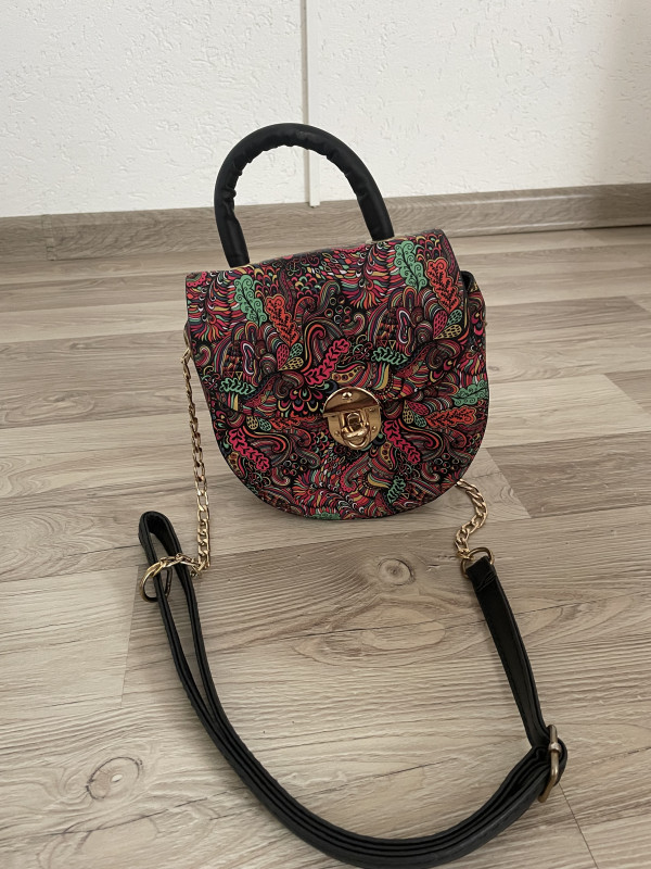 Ruksak i 2 torbice - Torbe i ruksaci za žene - OLX.ba