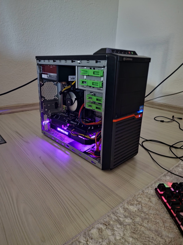 GAMING PC RTX 3070 HIGH END RACUNAR KOMPJUTER - Desktop Računari - OLX.ba