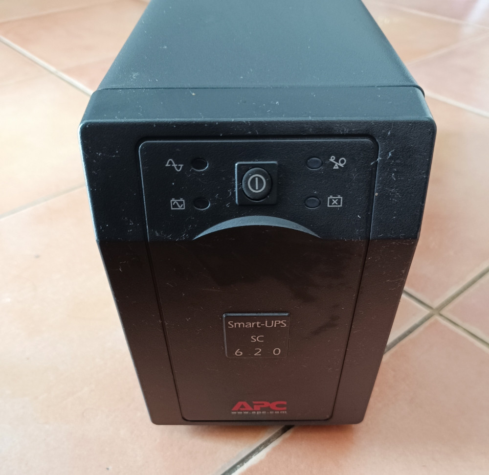 UPS APC 620 - UPS - OLX.ba