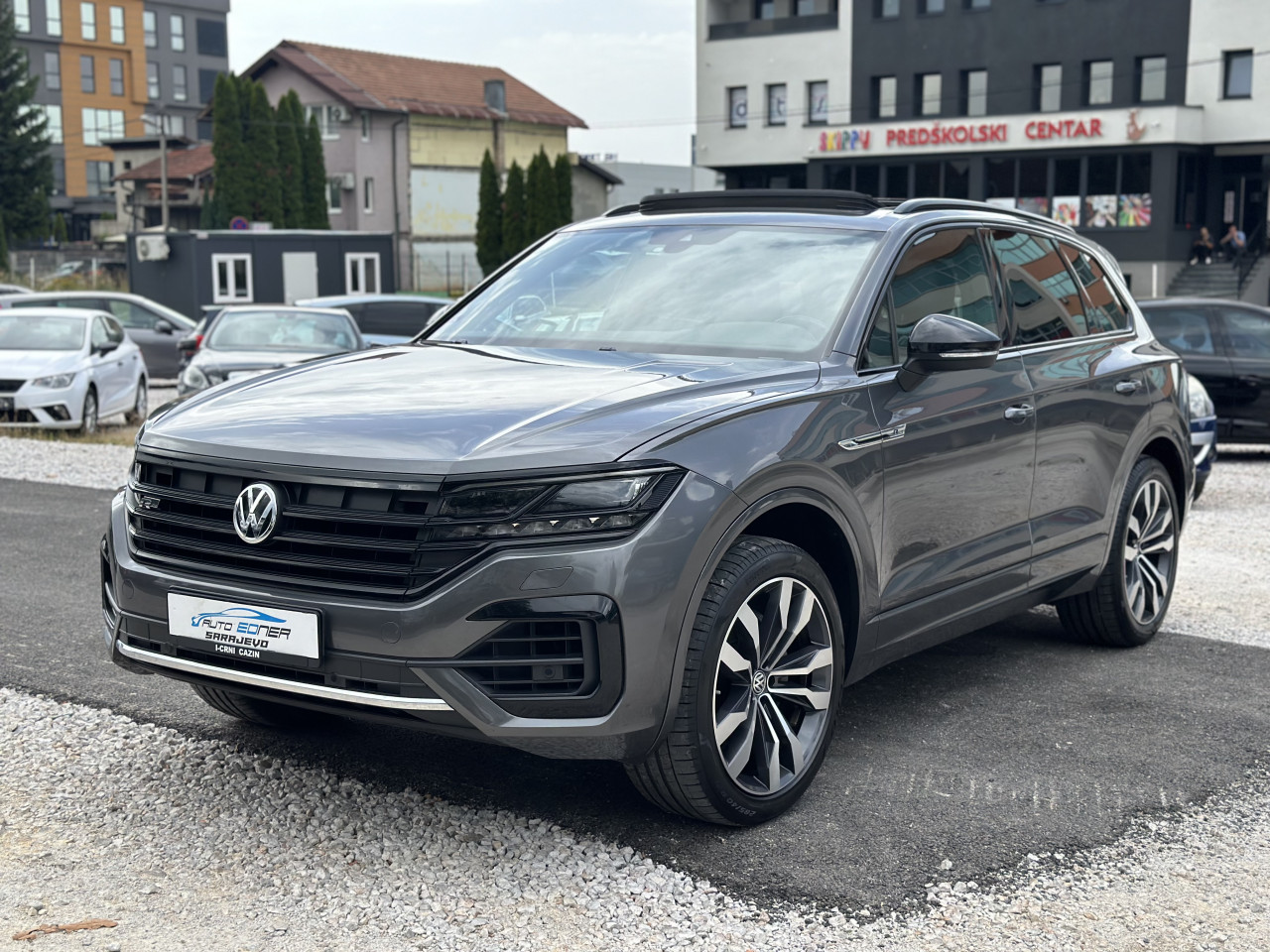 Volkswagen Touareg R-Line Tech 3.0 TDI 4Motion 2019 - Automobili - OLX.ba