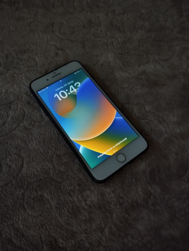 Apple iPhone 8+ ***POVOLJNO*** - Mobiteli - OLX.ba
