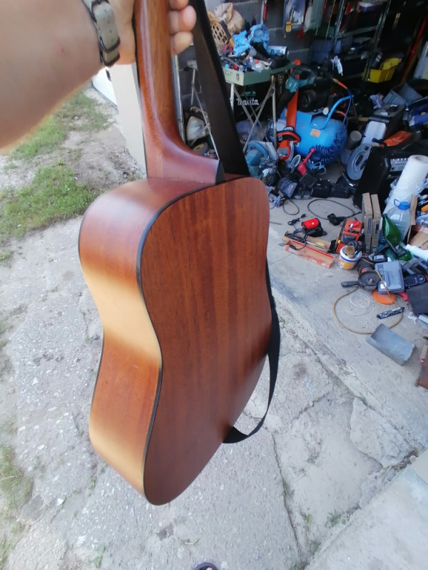 Gitara cort - Gitara - OLX.ba