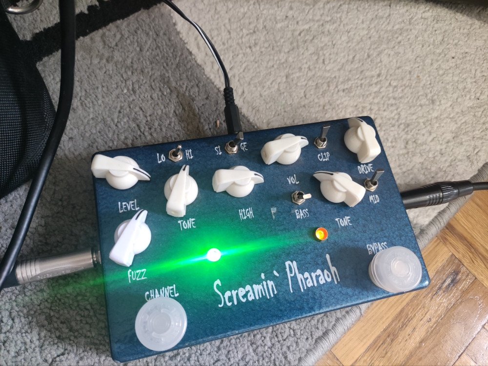 Fuzz + Tube screamer overdrive - Pedale - OLX.ba