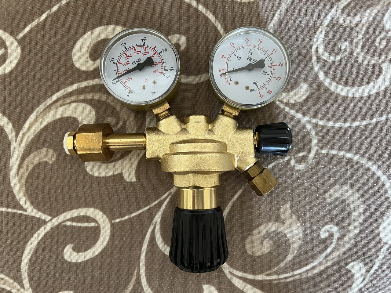 Manometar za CO2 i Argon - Boce i manometri - OLX.ba