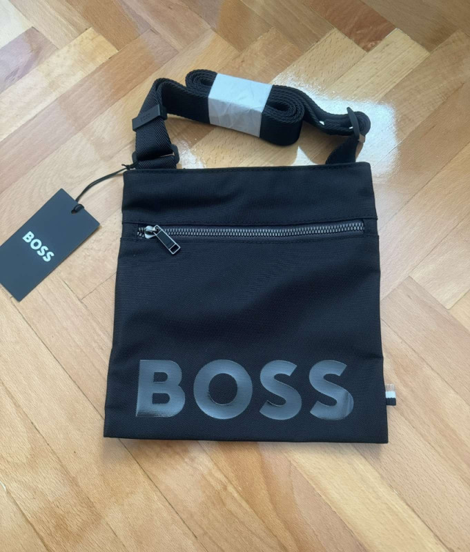 MUSKA TORBICA BOSS - original - Muške torbe i torbice - OLX.ba