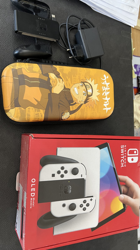 Nintendo switch oled sa 3 igrice - Igre za PC i konzole - OLX.ba