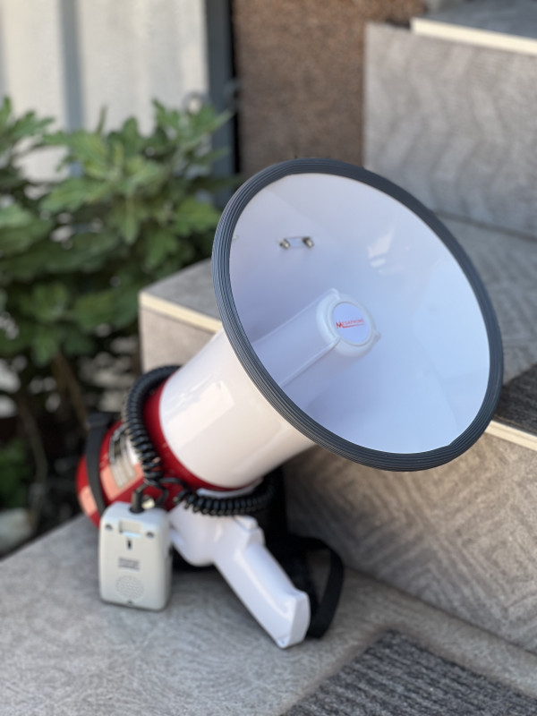 Megaphone HI-POWER - Razglasi - OLX.ba