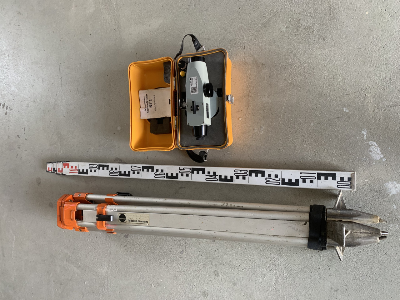 Opticki nivelir za prenošenje visine Zeiss - Mjerni instrumenti - OLX.ba