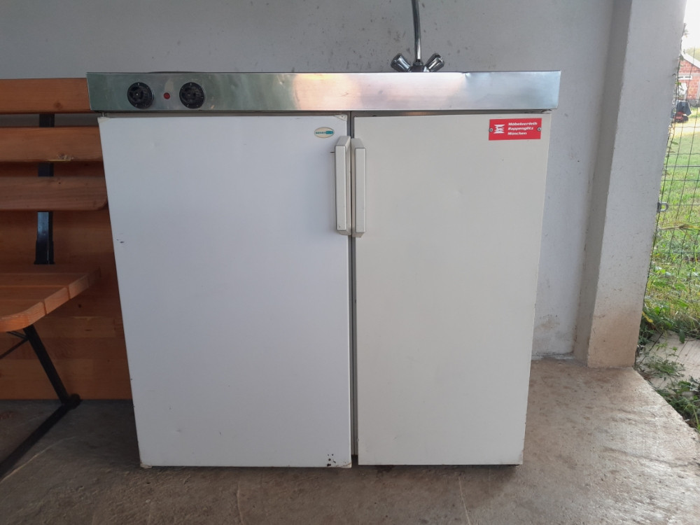 Mini kuhinja sudoper šporet - Kuhinjski elementi - OLX.ba